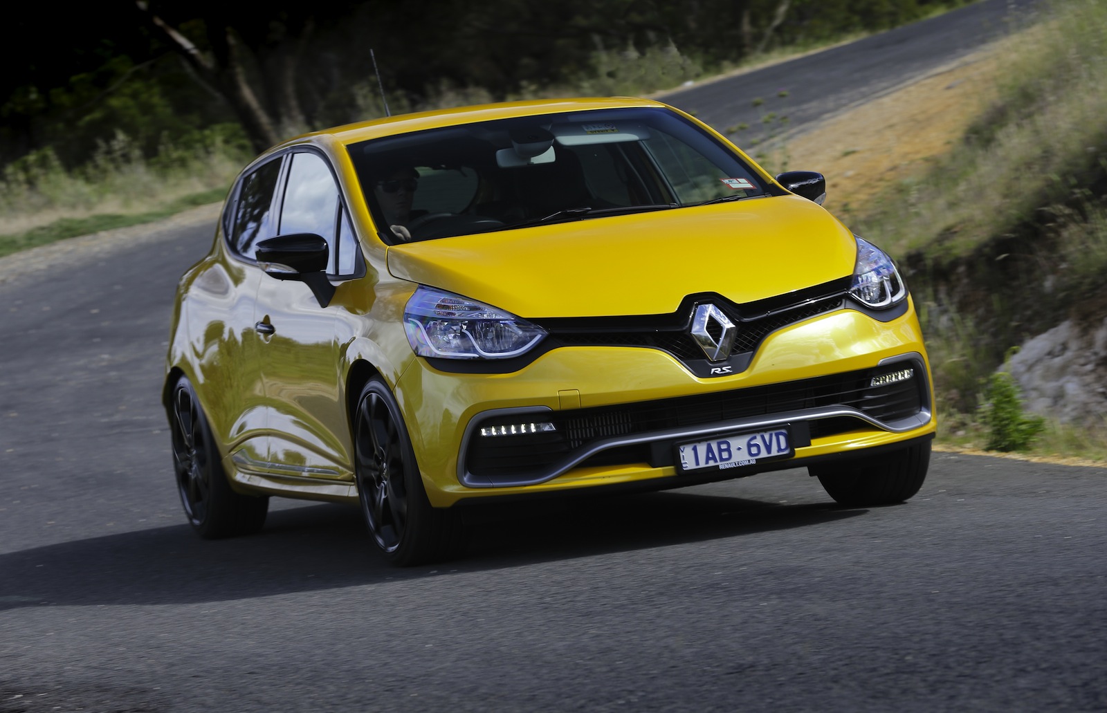 Renault Clio technical specifications and fuel economy